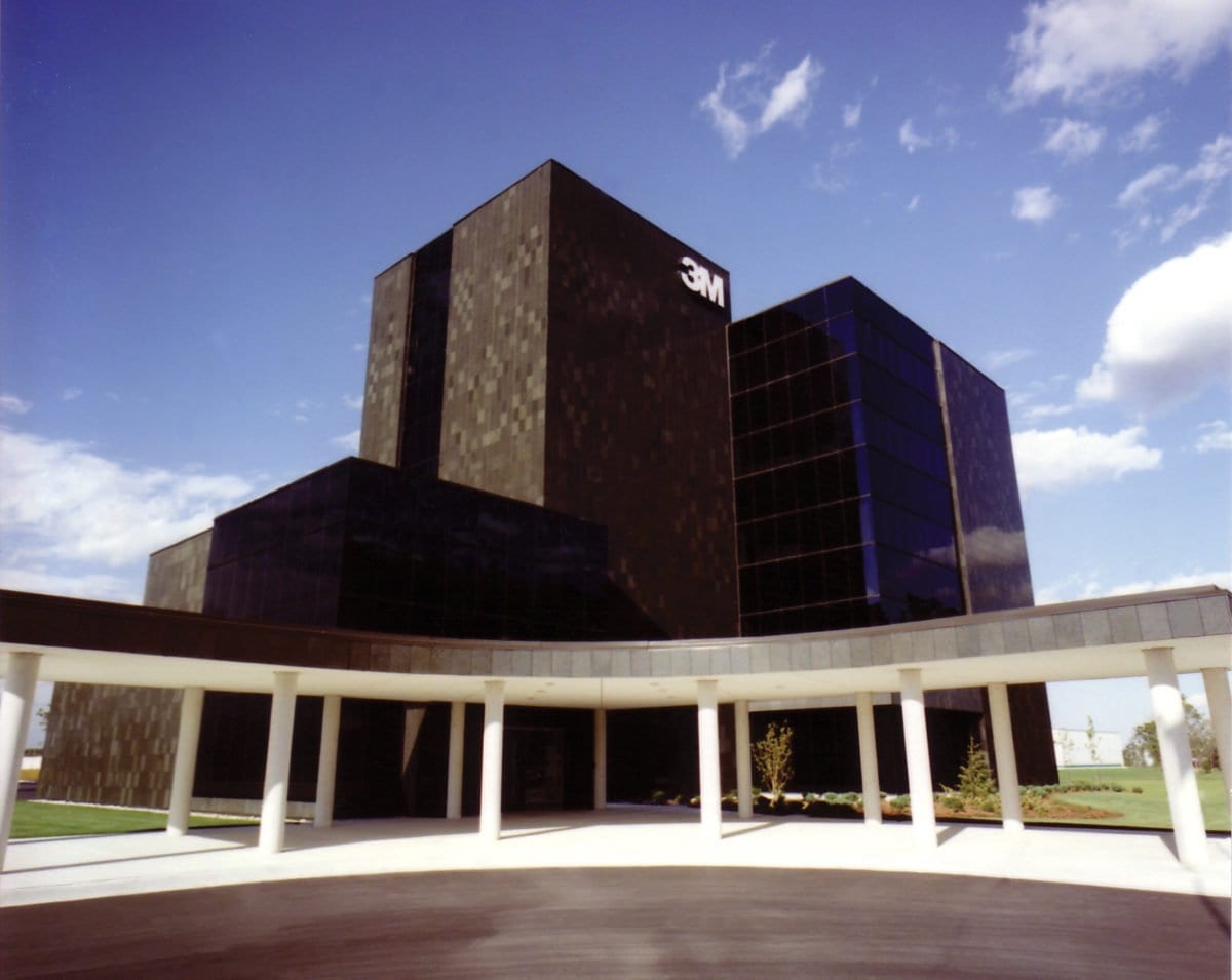 3M Canada Corporate Headquarters | Skinner & Skinner Architects Inc.