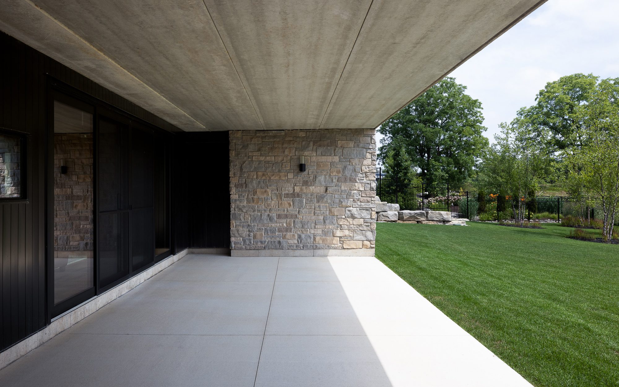 Tamarack Ridge | Skinner & Skinner Architects Inc.